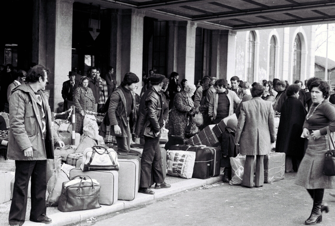 As memórias da emigração no espólio do fotojornalista Marques Valentim